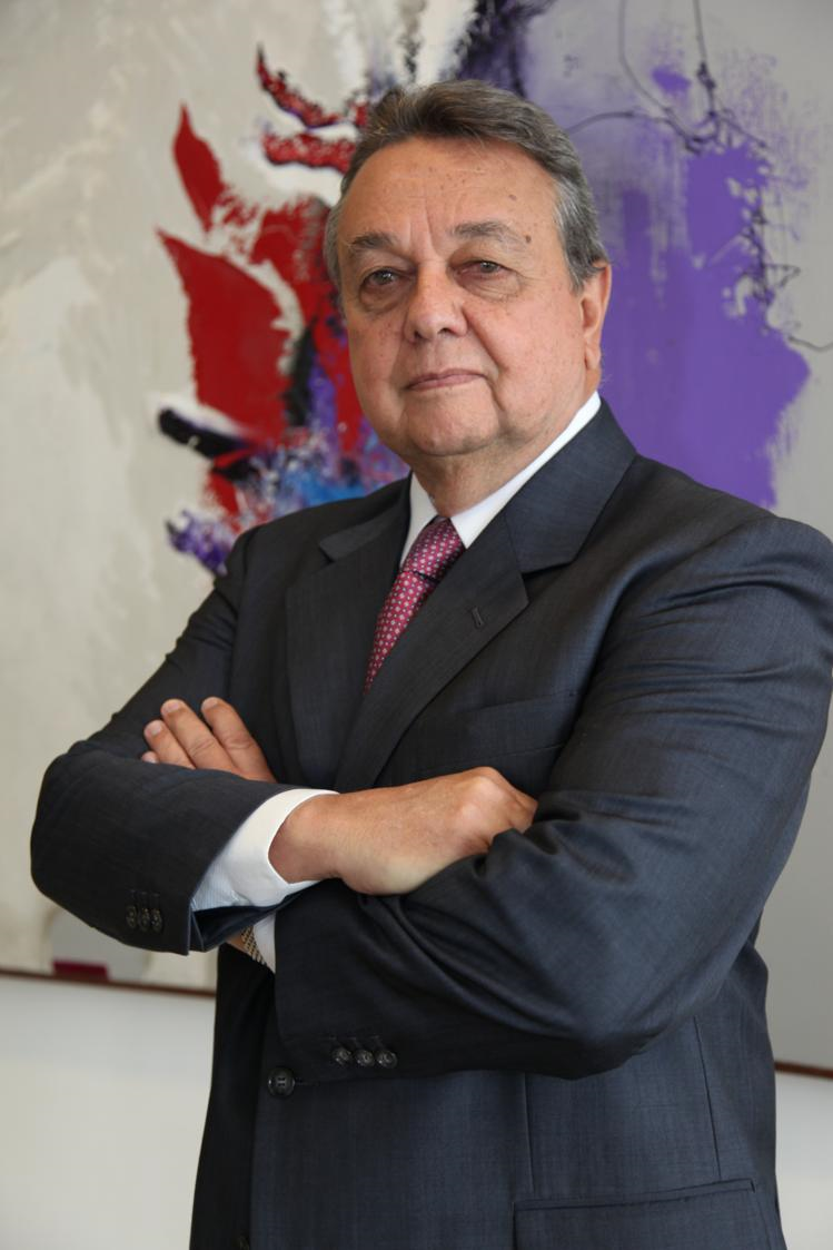 Roberto Rodrigues, embaixador da FAO e coordenador da GV Agro, será ...