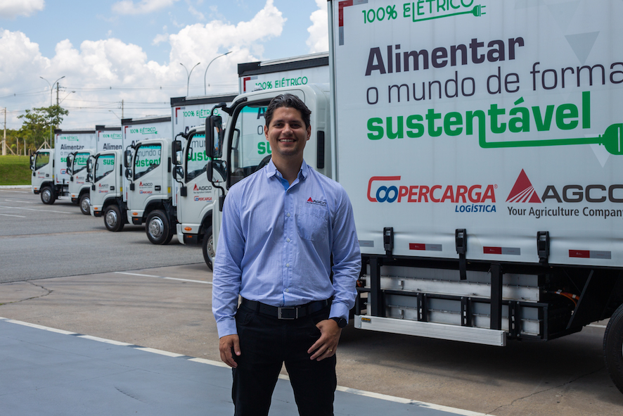 AGCO incorpora caminhões elétricos e a gás em sua frota - Portal Logweb